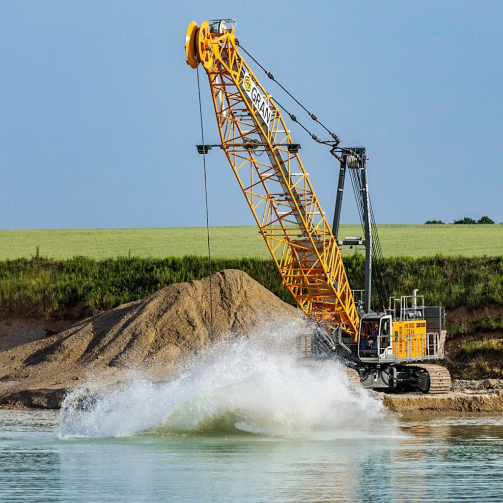 LIEBHERR HS 8130.1Duty Cycle Crawler Crane