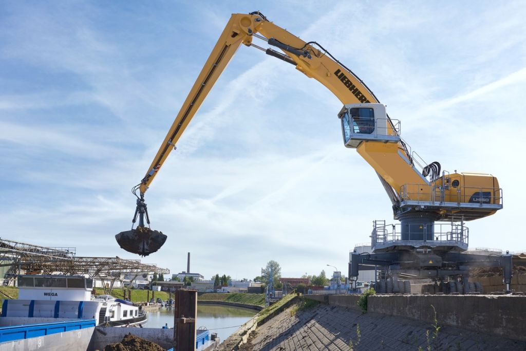 LIEBHERR LH 150 M High Rise Port Litronic