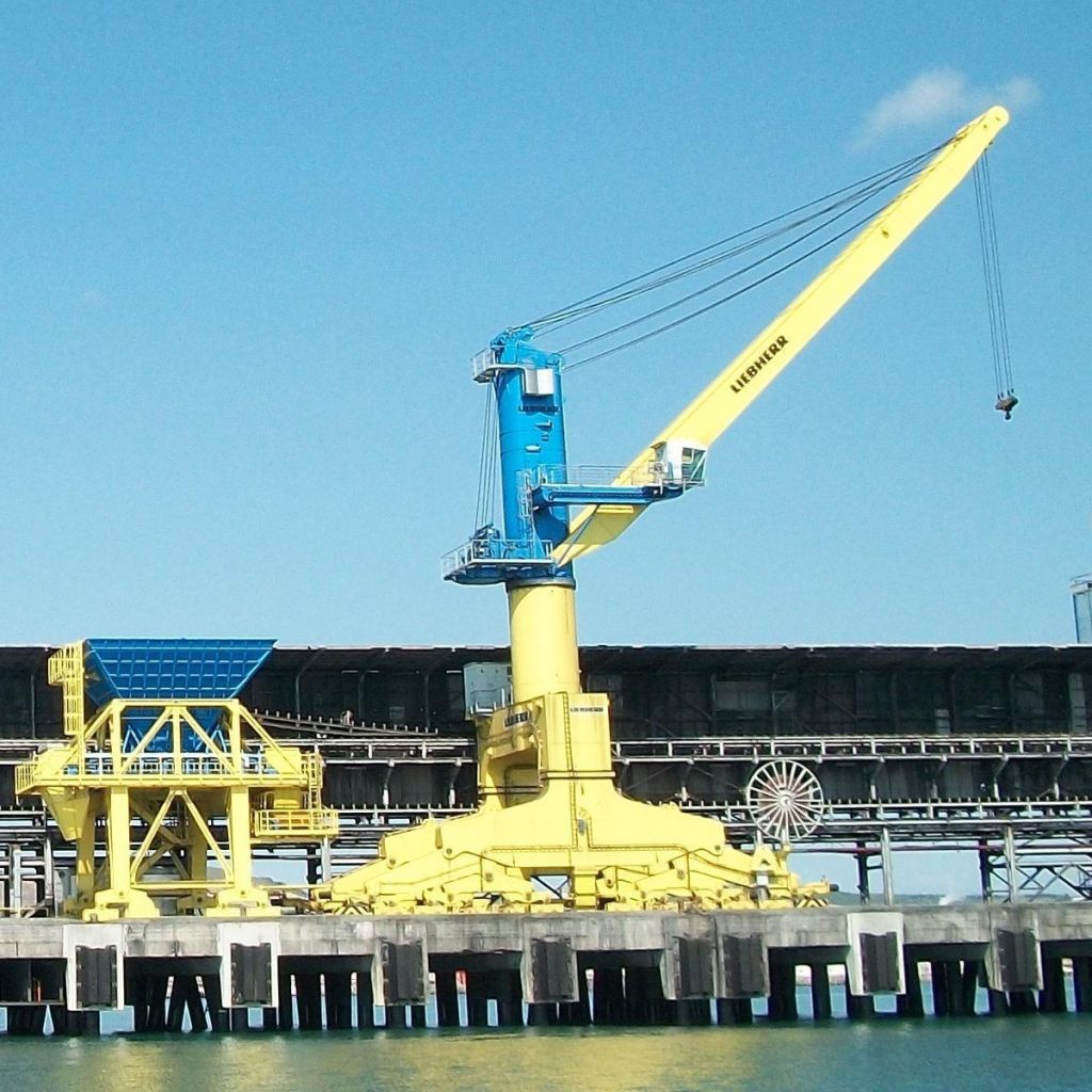 LIEBHERR TCC 360 Travelling Cargo Crane